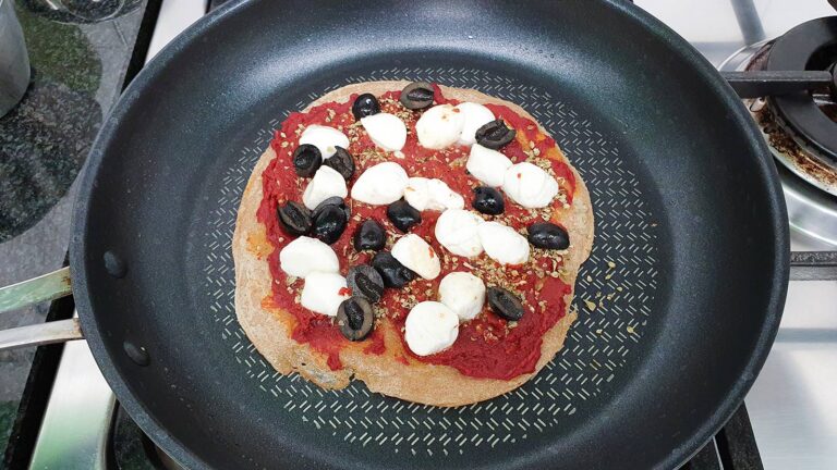 Perfect Pizza Pancakes | Skillet Pizza | Pizza in a Pan