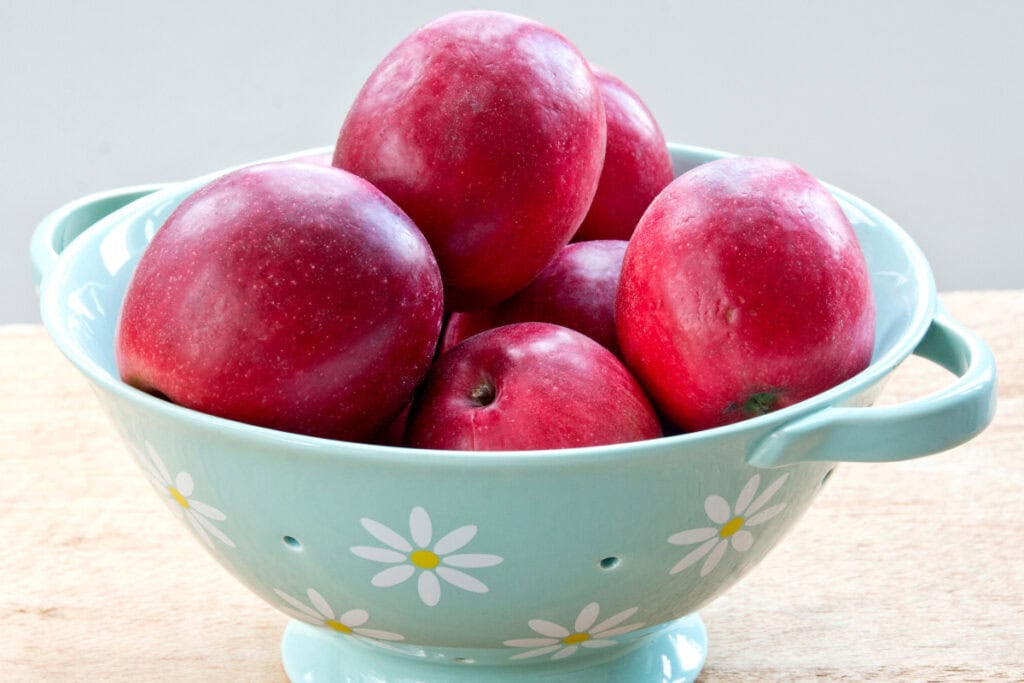 25 Surprising Fruits Starting With L: Heard of #10?