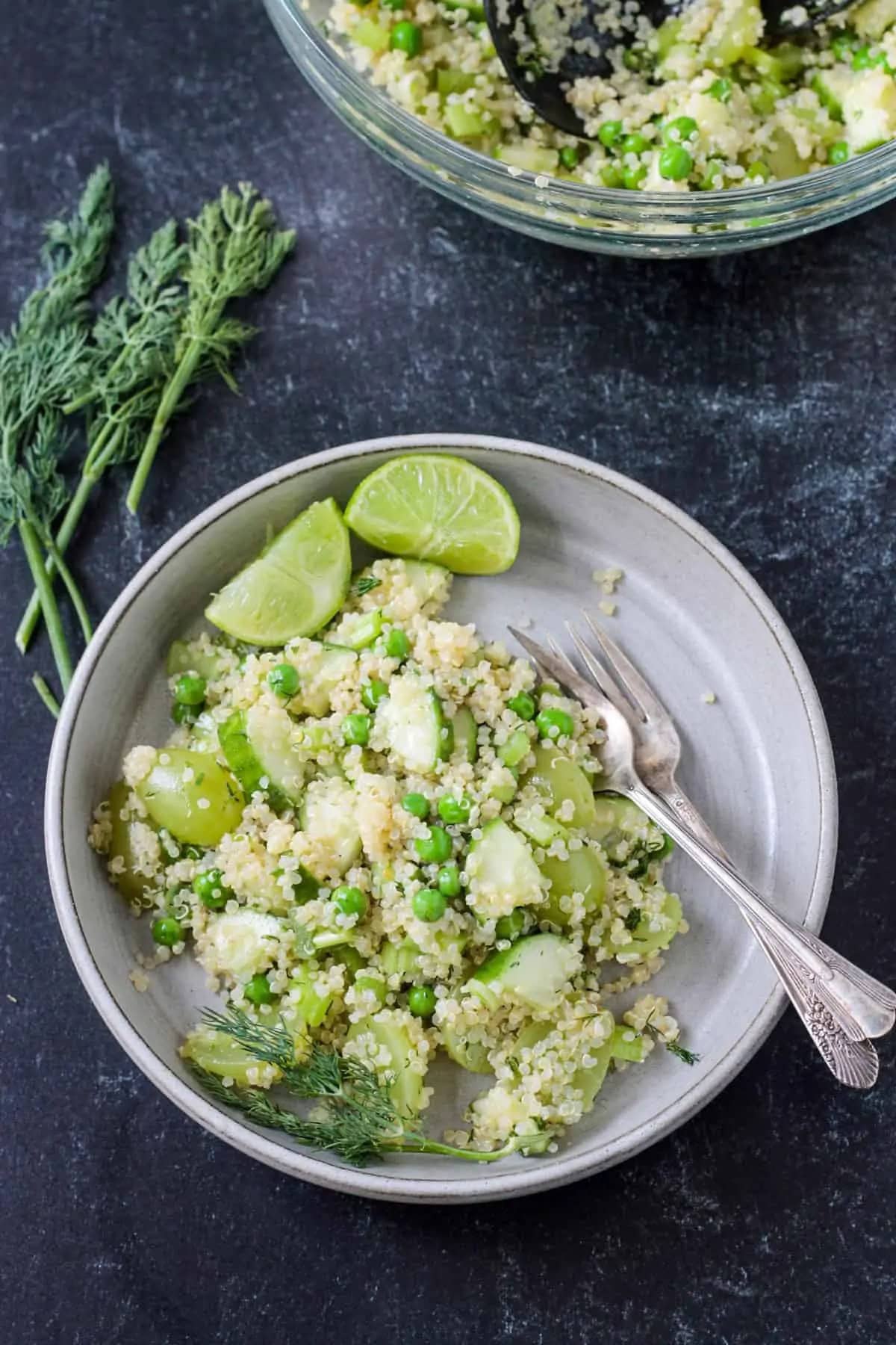 52 Healthy Vegetarian Quinoa Recipes (+ quinoa tips)